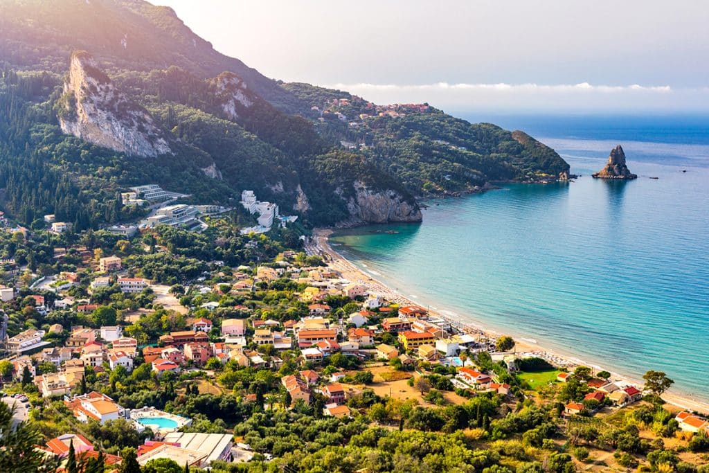 Charterrejser til Agios Gordios - Et godt sted til charterferie?