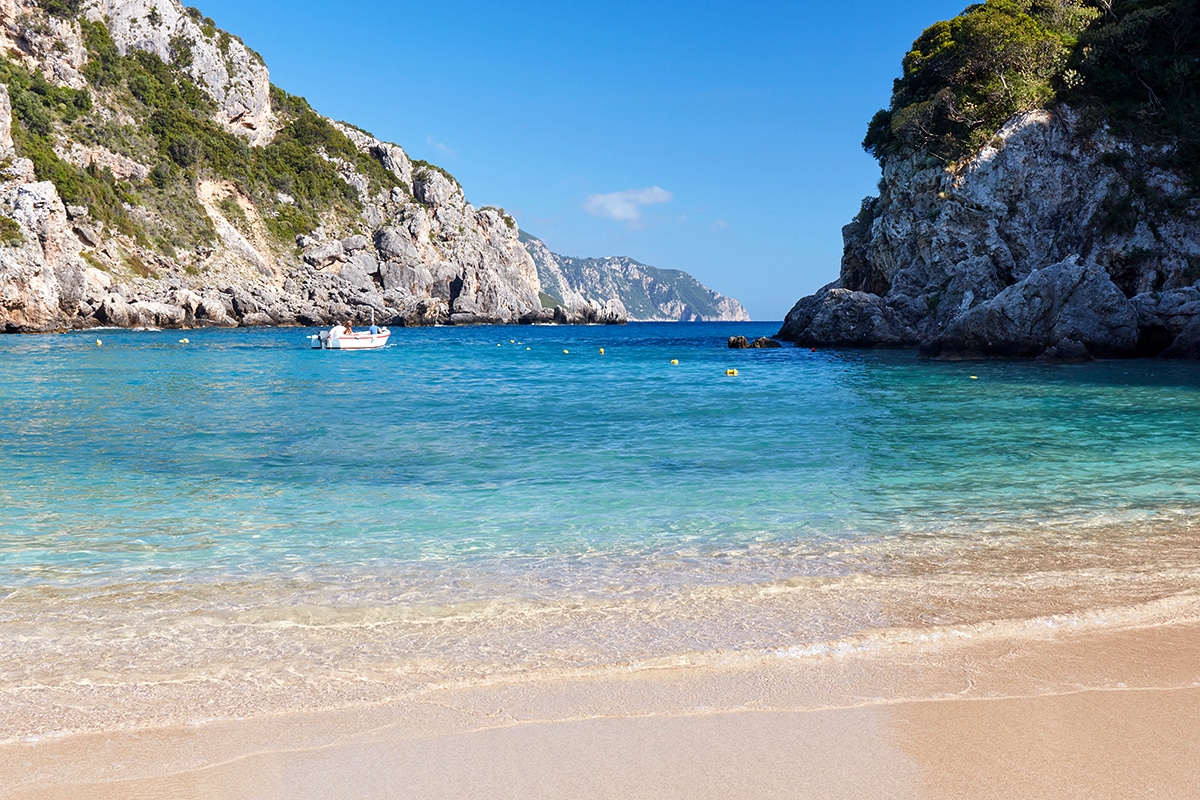 Charterrejser til Agios Spyridon - Et godt sted til charterferie?